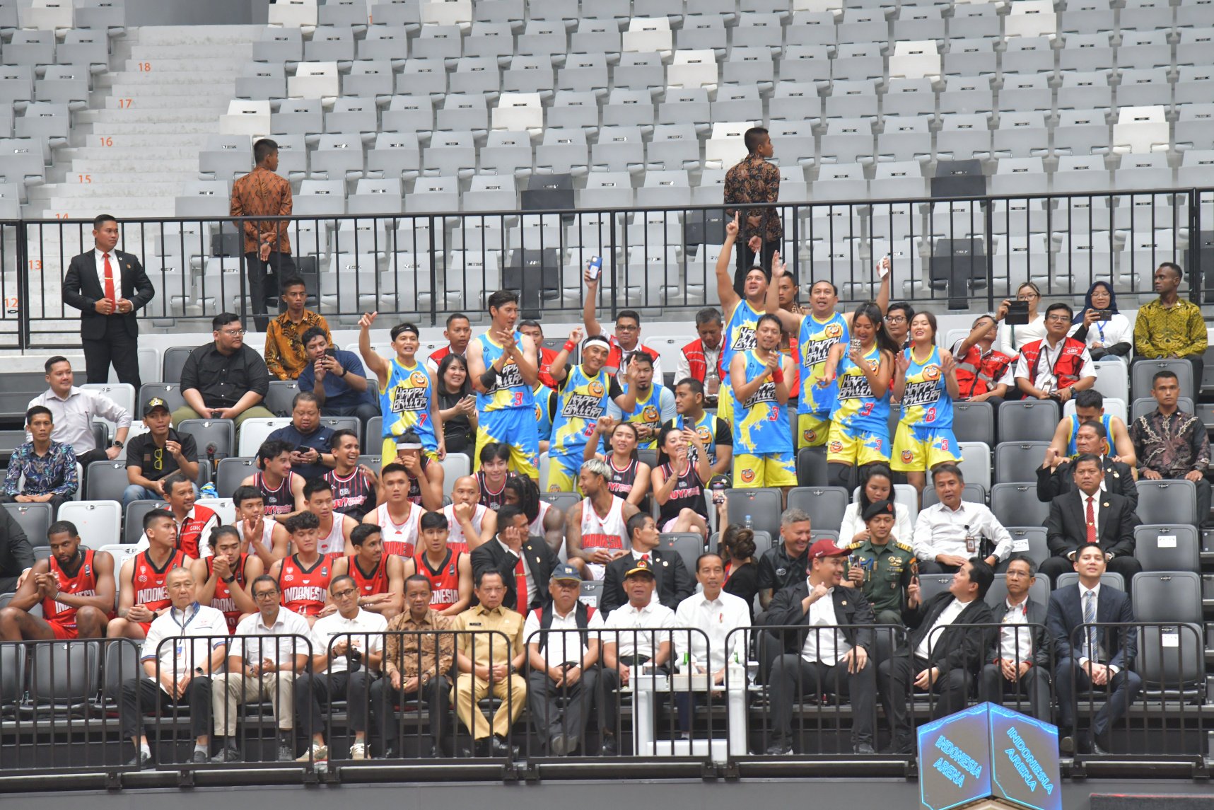 Cinta Laura: Indonesia Arena Jadi Bukti RI Siap Gelar Event Olahraga ...